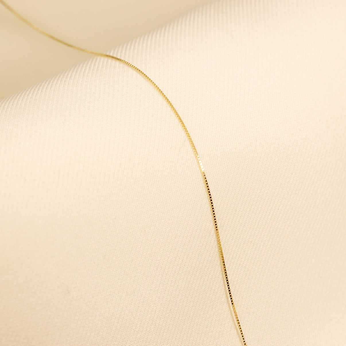 Dainty Box Chain – Design Gold Jewelry