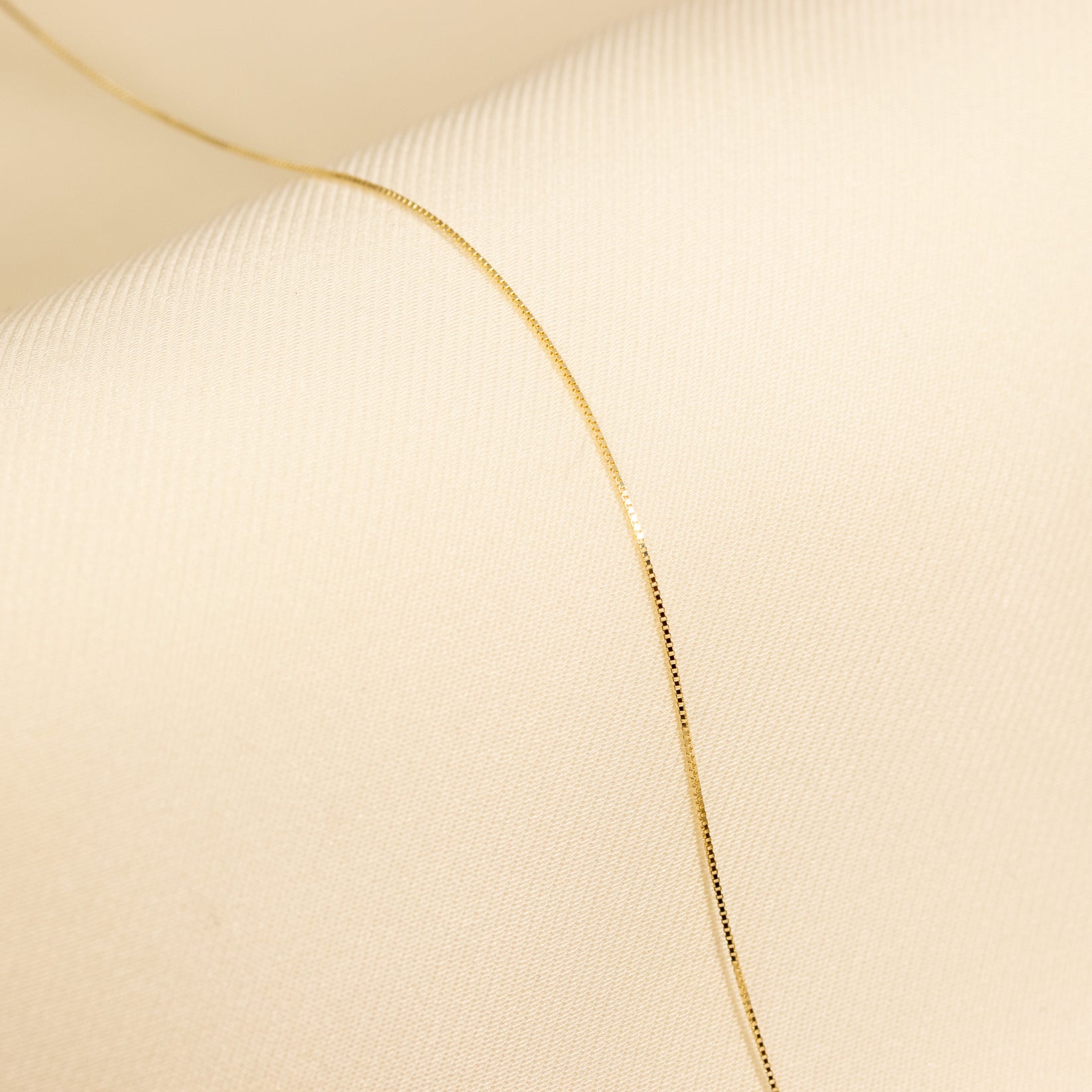 Dainty Box Chain – Design Gold Jewelry